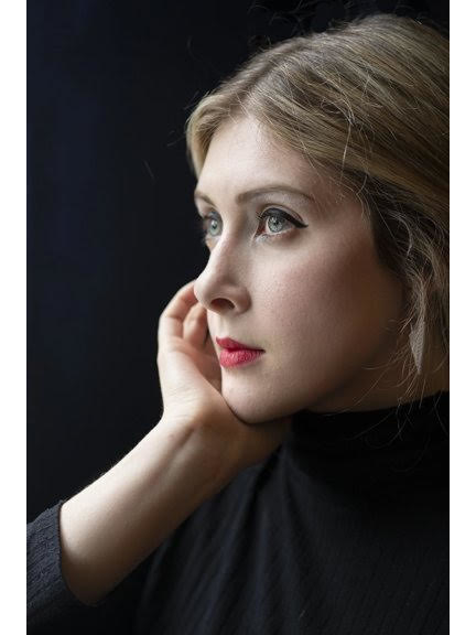 Introducing Hannah Taylor - Professional Performance Artist