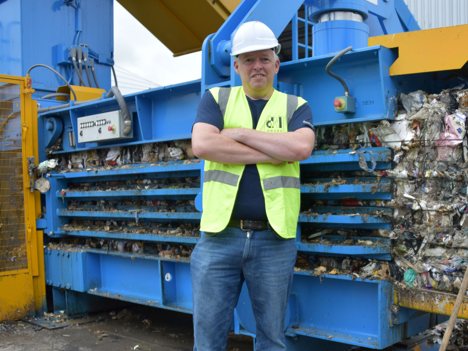 Devon Contract Waste celebrates launch of new distribution hub
