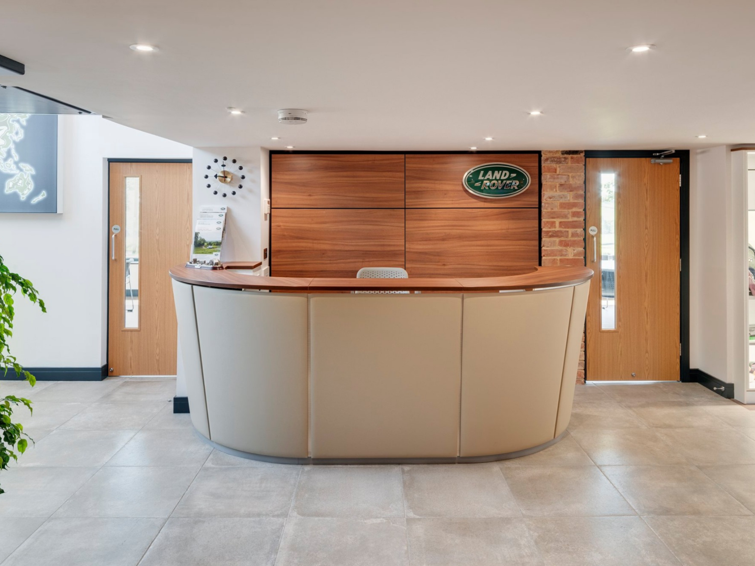 NEW CONFERENCE & MEETING VENUE AT LAND ROVER EXPERIENCE