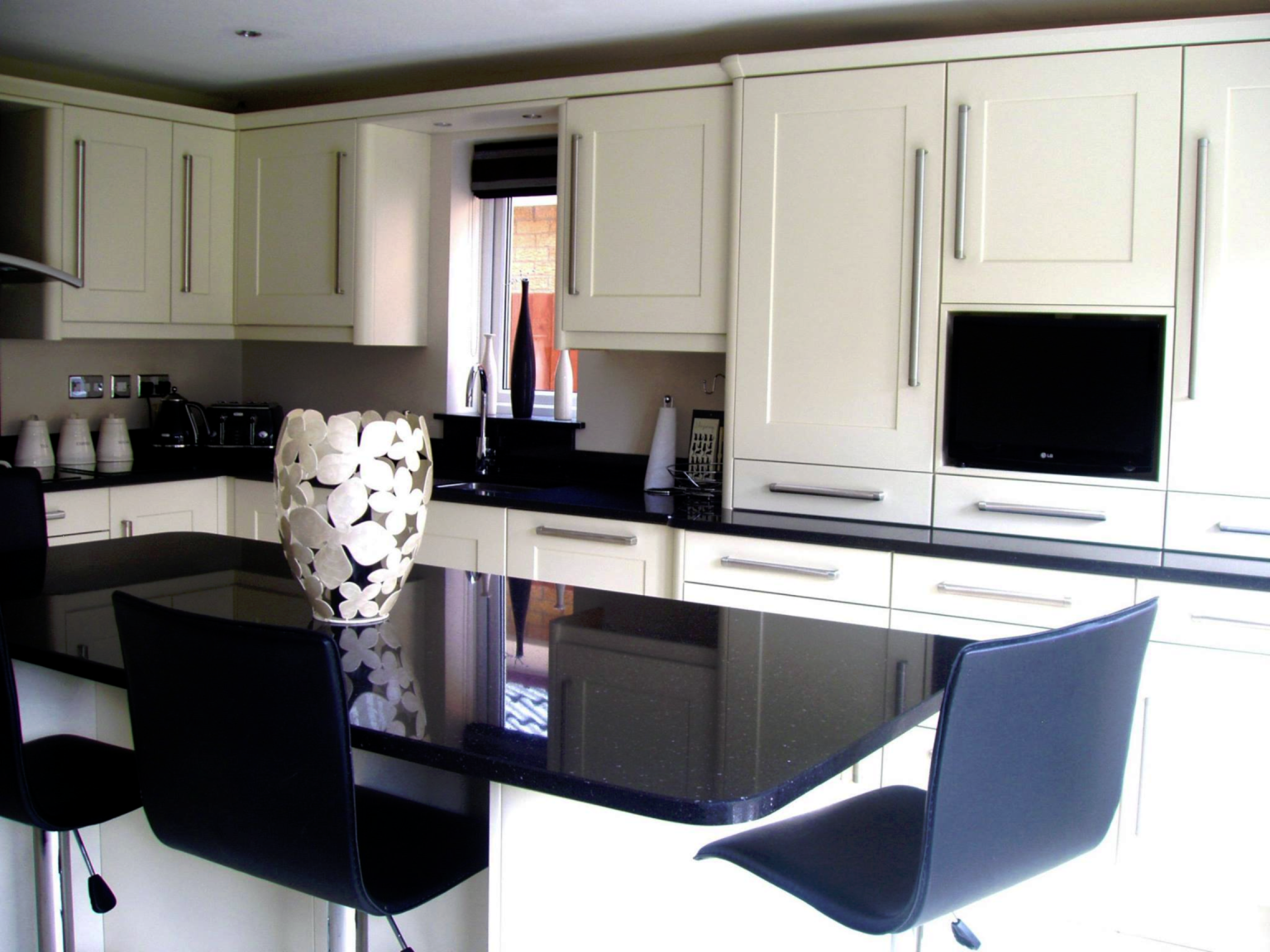 R and R Services - Kitchens by Design in Telford - Telford and Wrekin
