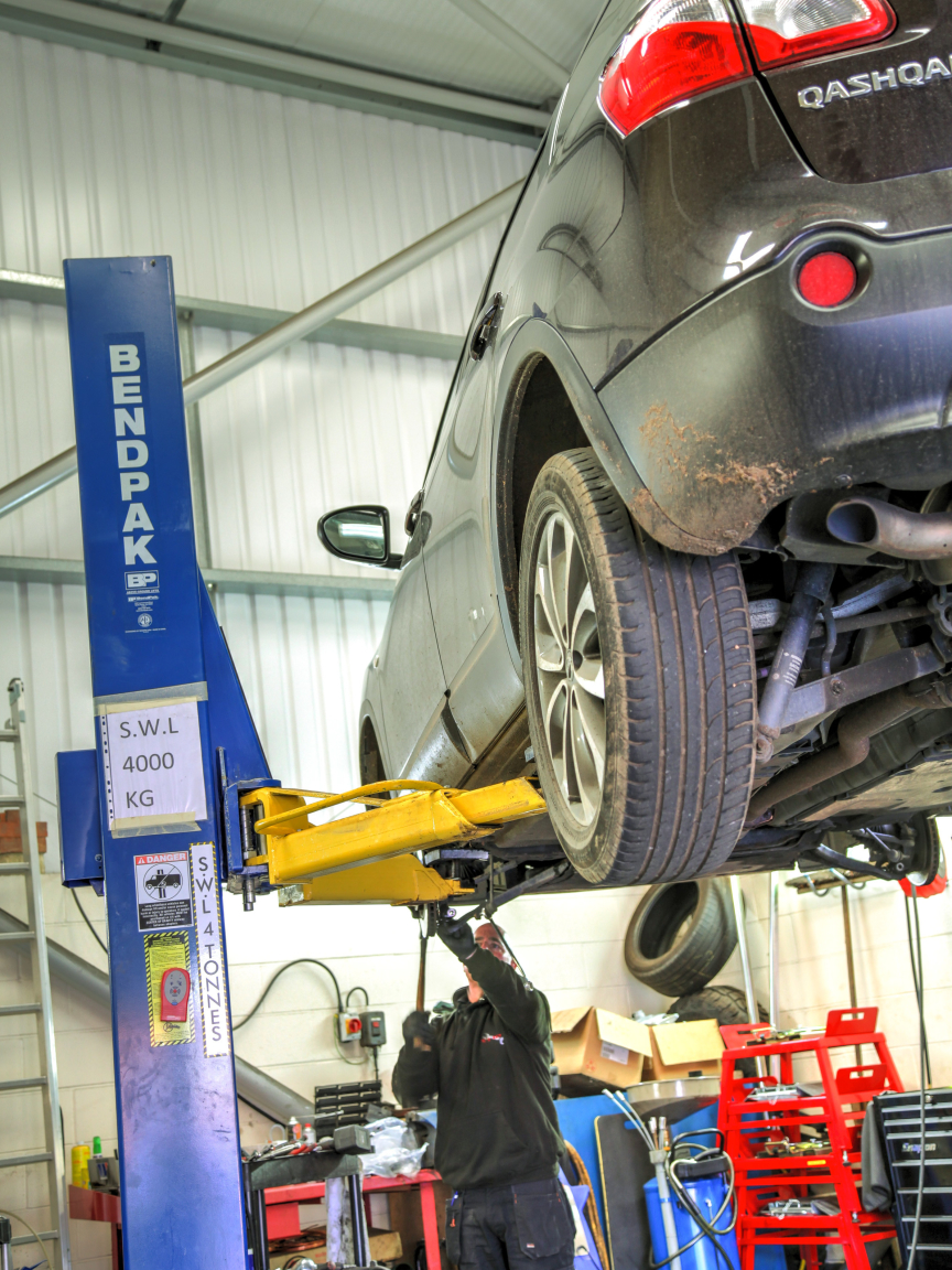 M H Autos - Vehicle Servicing in Basingstoke