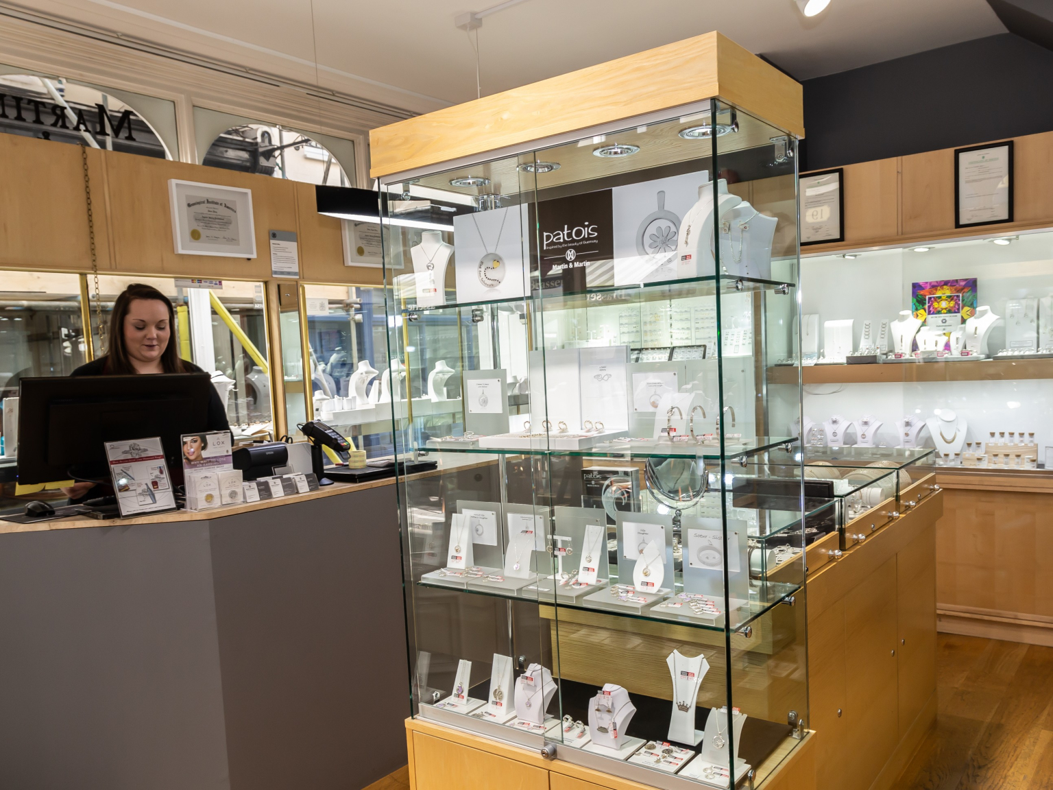 Martin & Martin Designer Goldsmiths - Guernsey