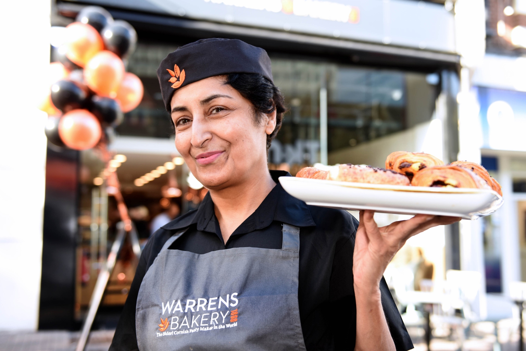 WARRENS BAKERY OPENS ITS DOORS IN SUTTON