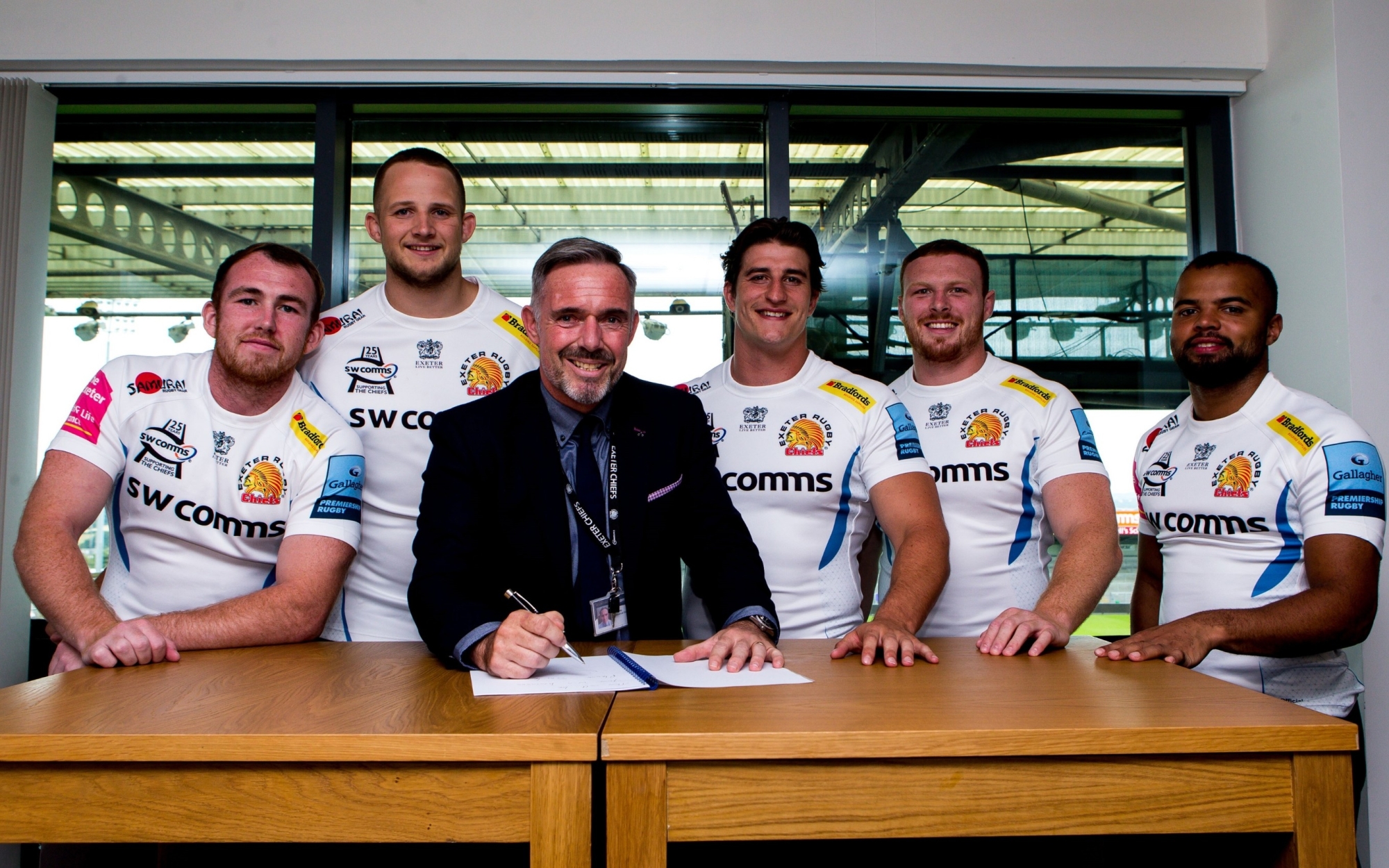 swcomms and Exeter Chiefs celebrate silver anniversary with new deal